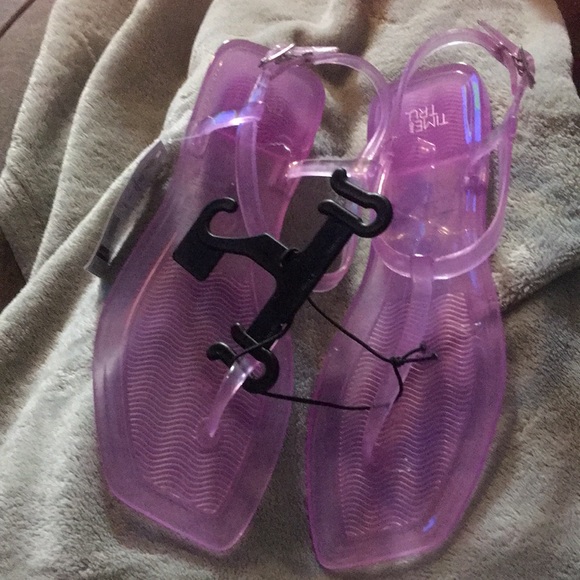 Time and Tru | Shoes | Misses Purple Sandals Size 8 Flip Flop | Poshmark